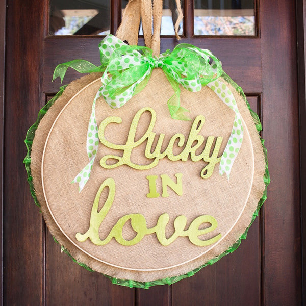 DIY Lucky in Love Front Door Sign – Craft Box Girls